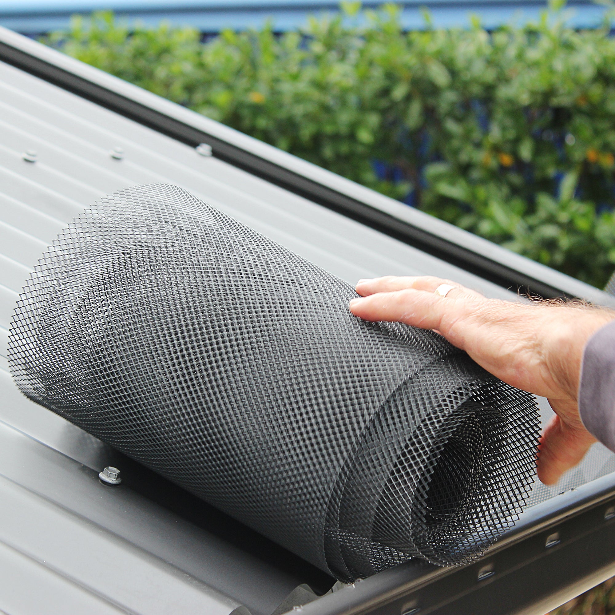 BMM Aluminium 4mm Ultra Corro Roll Mesh Lock Trim (250mm wide) – Blue ...